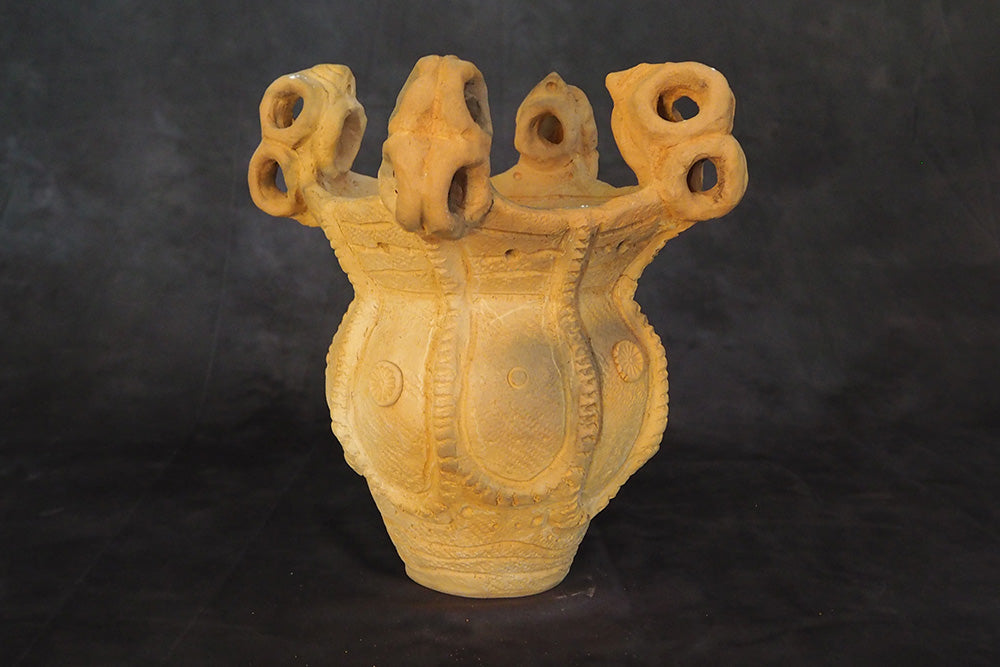 JOMON EARTHENWARE Gorin (with turmeric cloth, branding iron and wooden ...